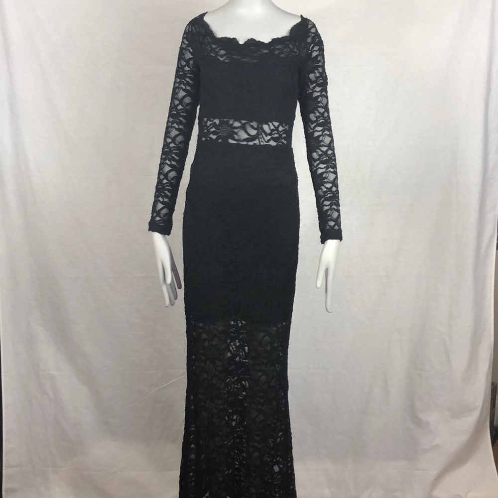 Jump Black Lace Gown W/Midriff Cutout Size 1/2 - Gem